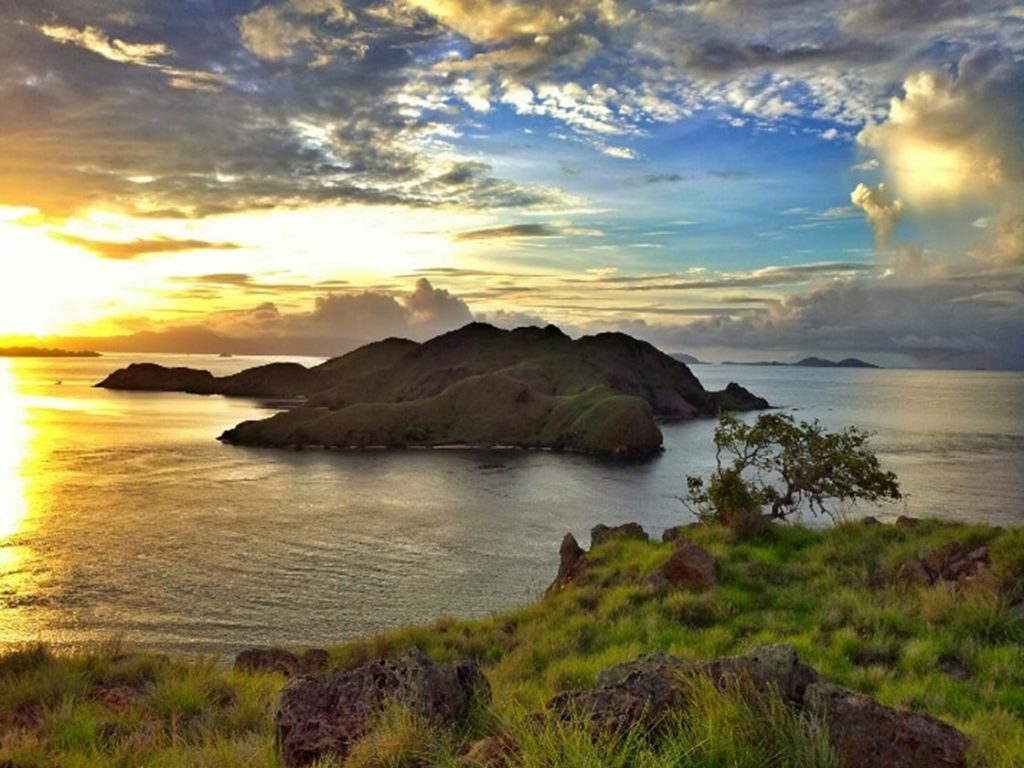 KOMODO ISLAND – Manta Mae